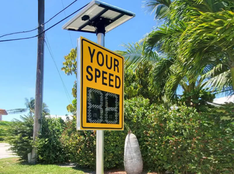 Road Traffic Sign - YiYi Group